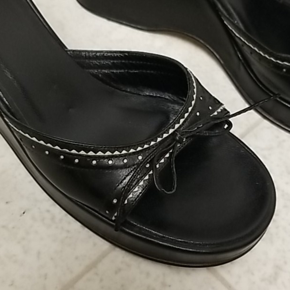 Coach Brogue Style Wedge Sandals Cute Darta Bow - Gem